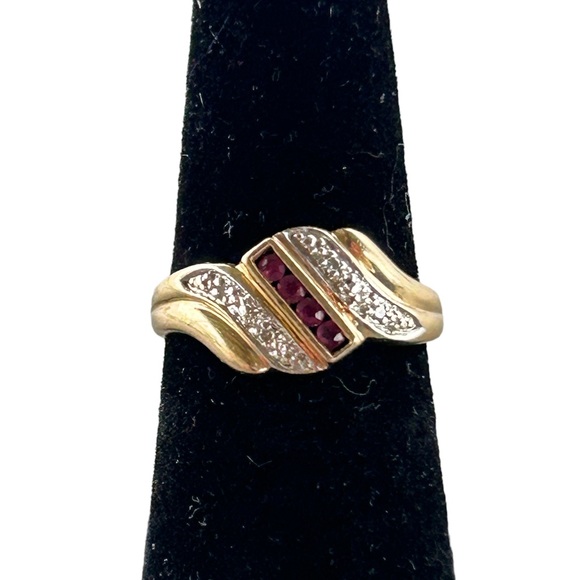 Jewelry | Vintage Pranda 1k Gold Genuine Runy Diamond Ring Sz 7 | Poshmark